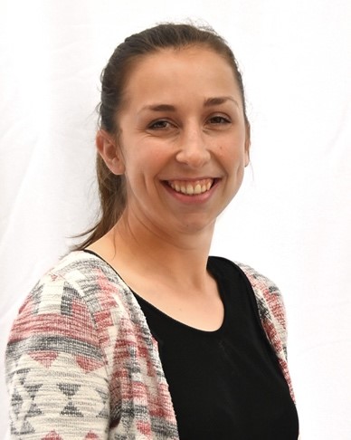 Karoline Huth - AIAR